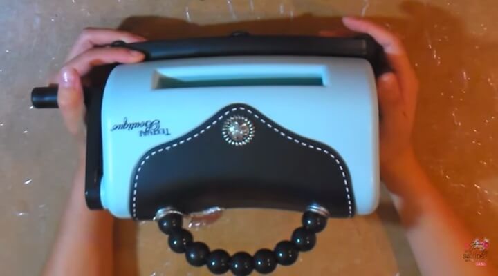 Técnicas de grofado y embosado con maquina Sizzix Boutique - Lettering ...